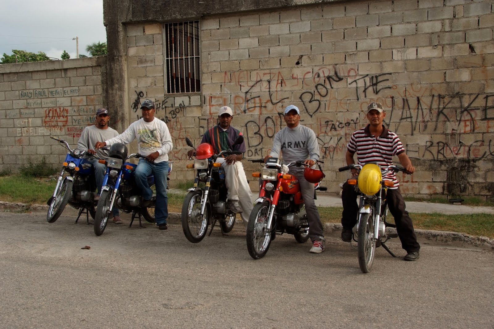 MOTOCONCHISTAS SIGUEN VIOLANDO LEY DE TRÁNSITO A PESAR DEL PACTO ...